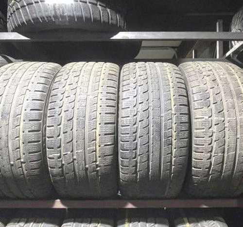 Kumho I'Zen KW27 245/45 R17 V