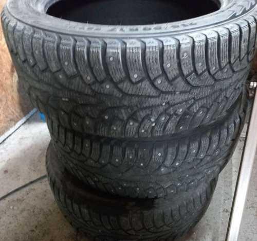 Nokian Tyres Hakkapeliitta 5 215/50 R17