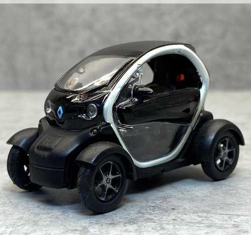 Коллекционная модель Renault Twizy 1:43