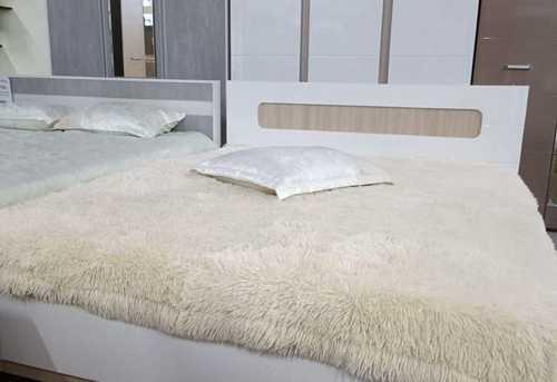 Кровать двуспальная Эврика 1,6 шимо св/белый глян