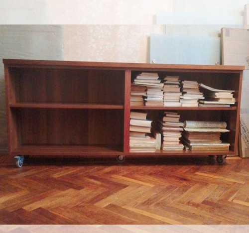 Стеллаж для книг