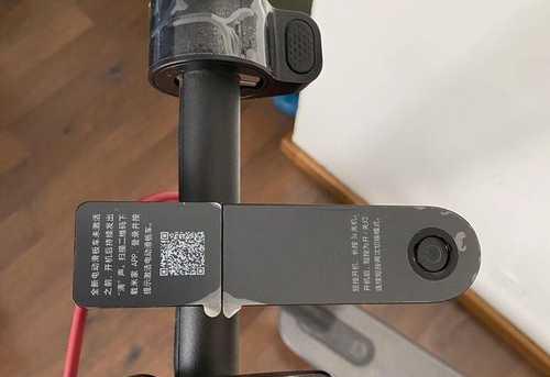 Продам Электросамокат Xiaomi Mijia Electric Scoote