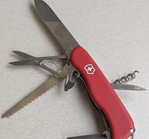 Нож складной Victorinox Outrider red Швейцария