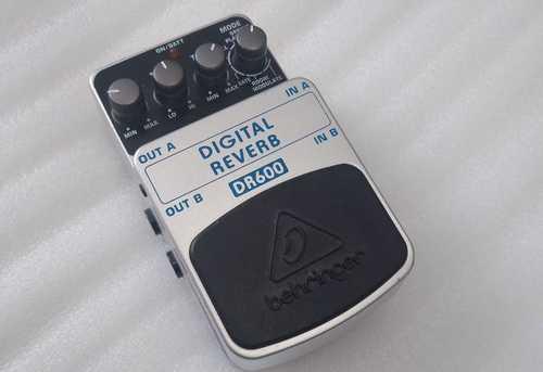 Гитарная педаль Behringer DR600 Digital reverb