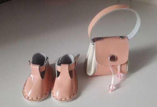 Комплект сумочка и обувь для куклы paola reina