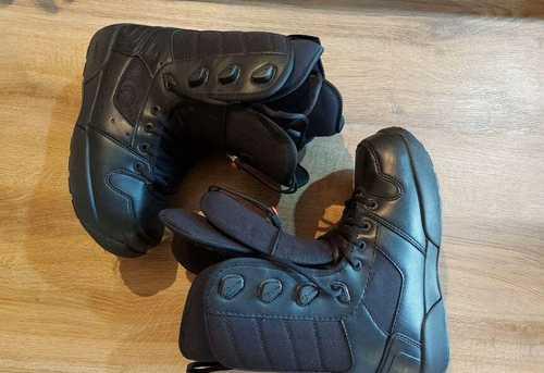 Сноубордические ботинки Nitro (42 размер)