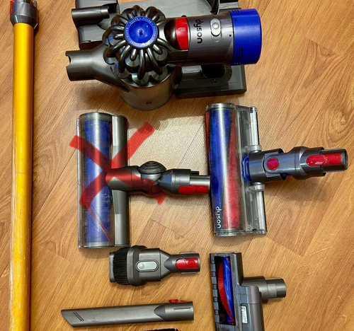Пылесос Dyson V8 absolut на запчасти