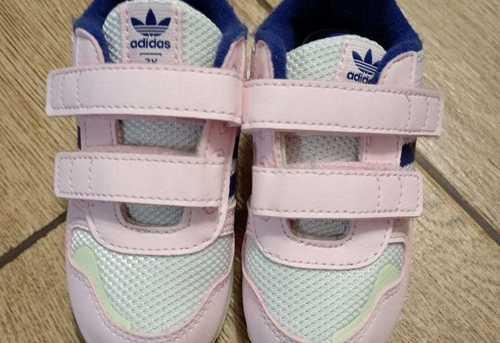 Кроссовки детские Adidas размер 24