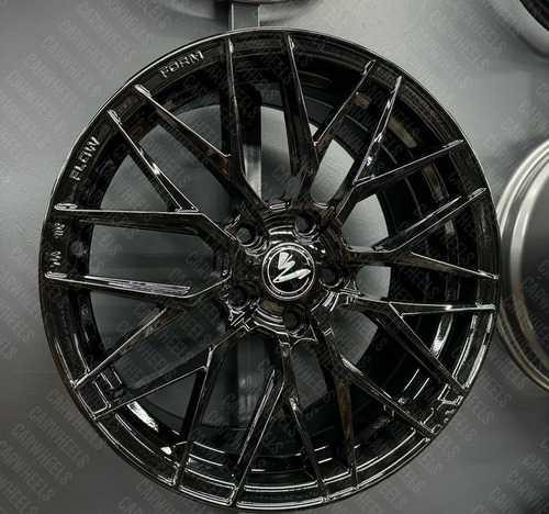 Новые диски Vorsteiner R17 5x114.3