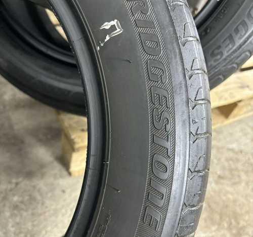 Bridgestone Turanza T001 205/55 R16