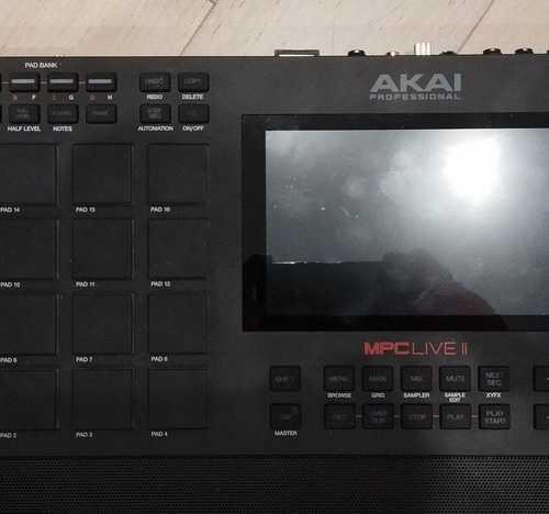 Akai mpc live 2