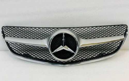 Решетка радиатора Мерседес W 207 Рестайлинг