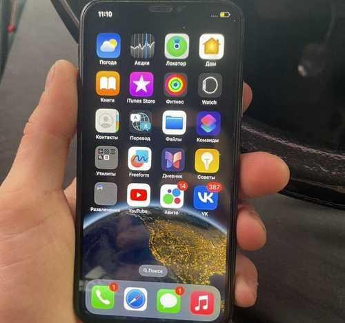 iPhone Xs, 64 ГБ