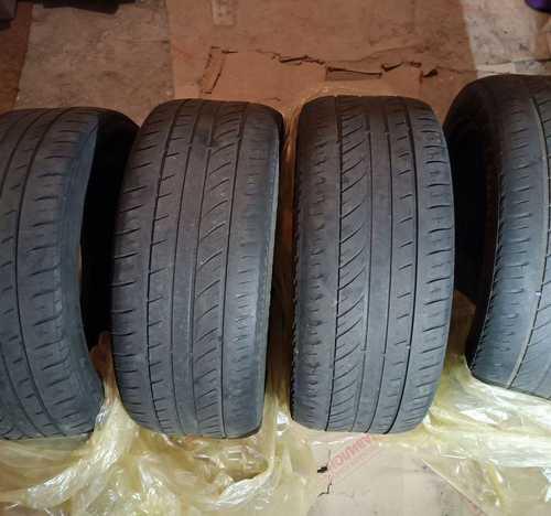 Jinyu YU61 215/50 R17 95W