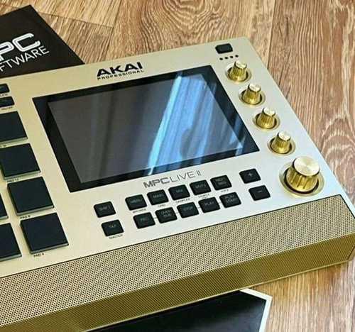 Akai MPC Live 2 Gold edition