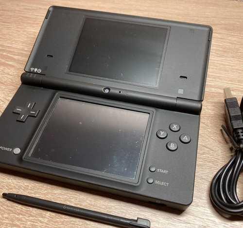 Nintendo DSi