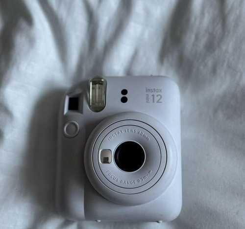 Instax Mini 12 белый