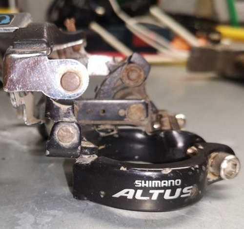 Передний переключатель Shimano Altus 3 скорости