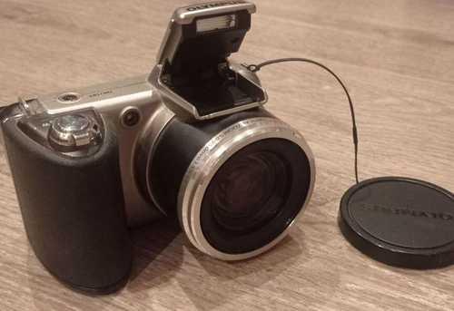 Цифровой фотоаппарат Olympus SP-600