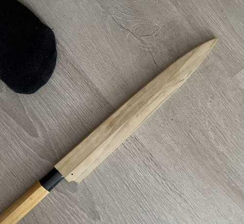 Японский кухонный нож Янагиба 30 см с ножнами