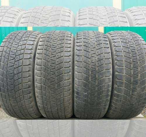 Bridgestone Blizzak DM-V1 235/55 R19 101R