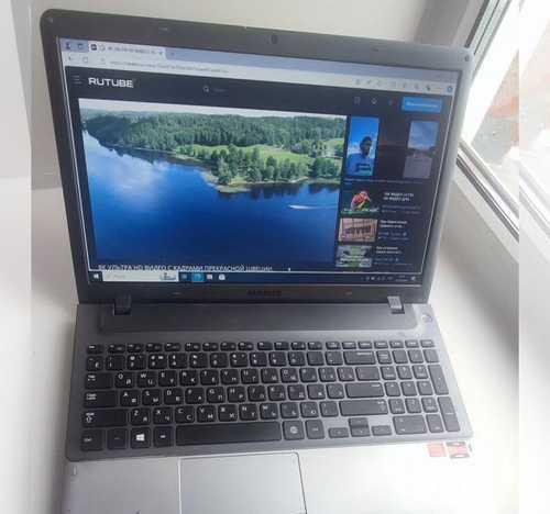 Samsung NP355V5C (A10-4600M/Dual Graphics/DDR3 8)