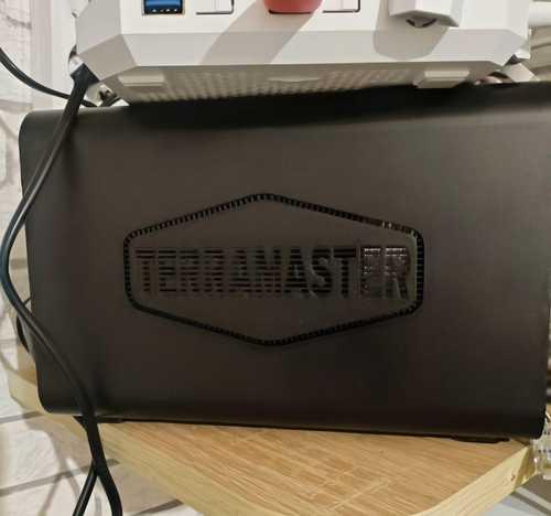 Terramaster f2 424