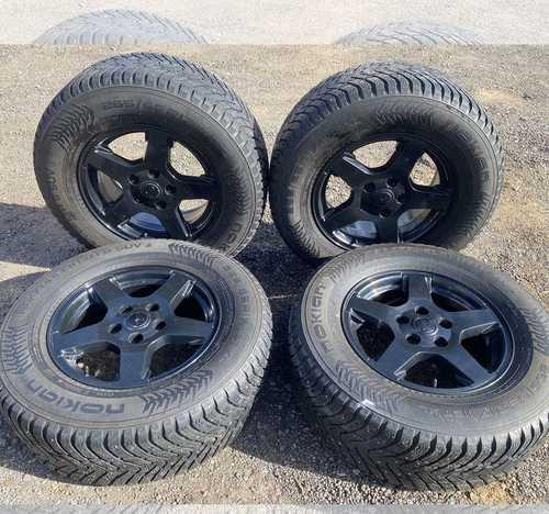 Колеса Jeep 5x127, hakkapeliitta 8 SUV 265/65 r17