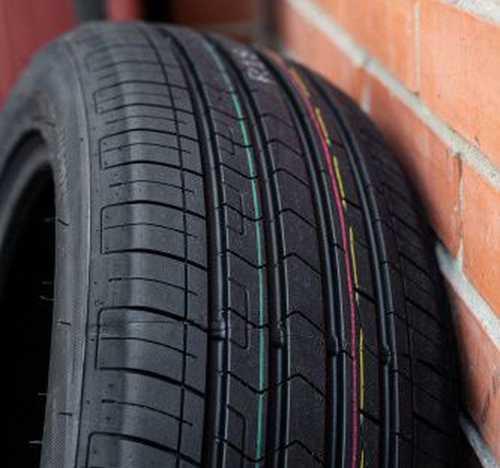 Zmax Zealion 235/35 R20 92Y