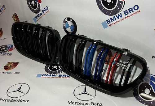 Ноздри решетка радиатора BMW F10 триколор