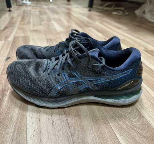 Беговые кроссовки Asics Gel-Nimbus 23