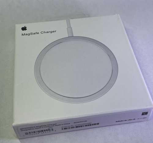 Apple MagSafe charger