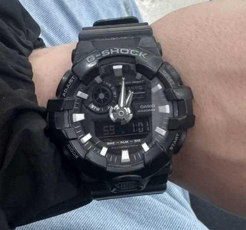 Наручные часы Casio G-shock GA-700