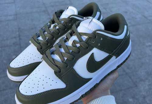 Nike Dunk Low Medium Olive