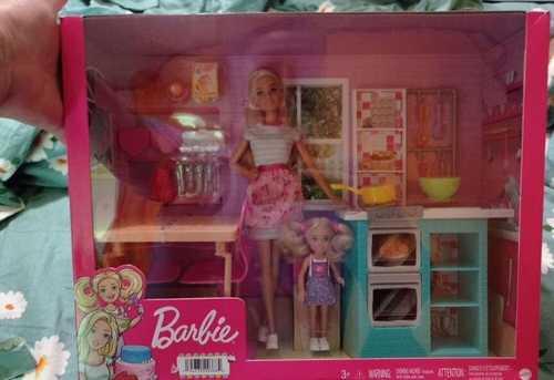 Набор игровой Barbie Кафе с куклами HBX03