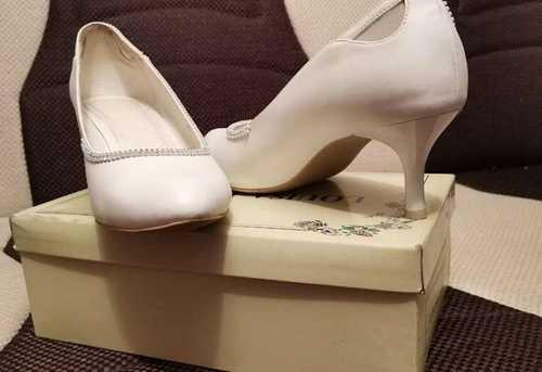 Туфли женские свадебные 39 размер