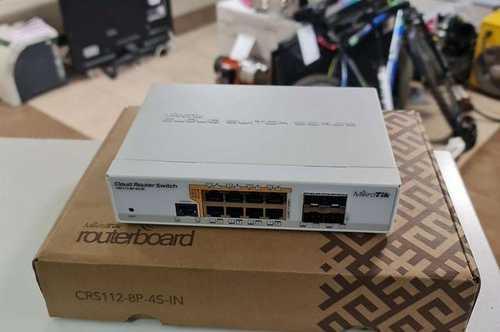 Коммутатор Mikrotik CRS112-8P-4S-IN