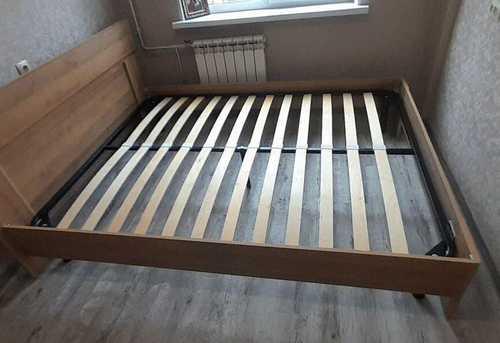 Кровать двуспальная 200 х 160