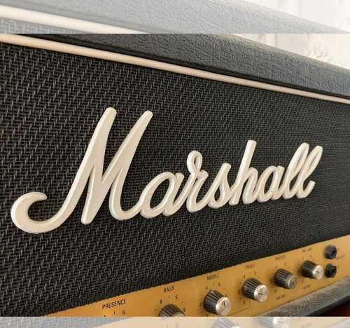 Marshall JCM 800
