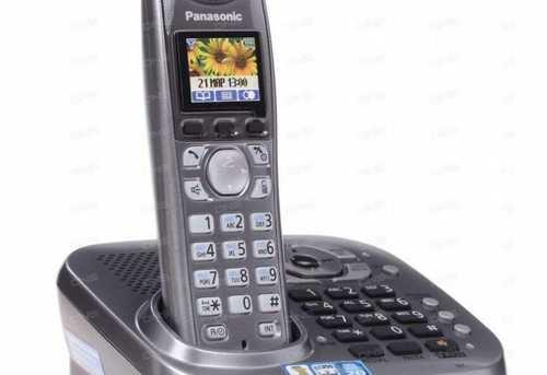 Радиотелефон с автоответчиком Panasonic KX-TG8041