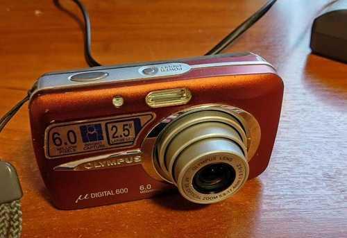 Фотоаппарат Olympus Digital 600