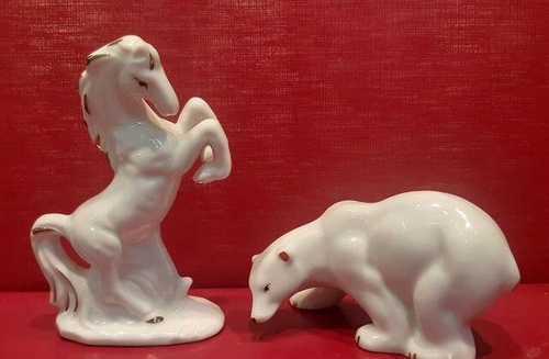 Фарфоровые статуэтки Белый медведь и Конь на дыбах