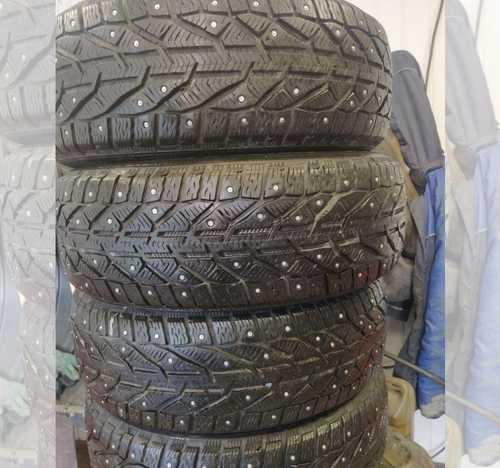 Tigar SUV 215/65 R16