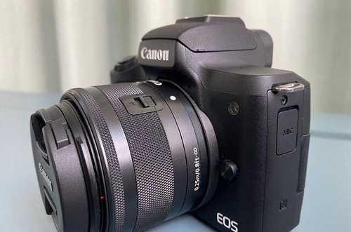 Canon EOS M50