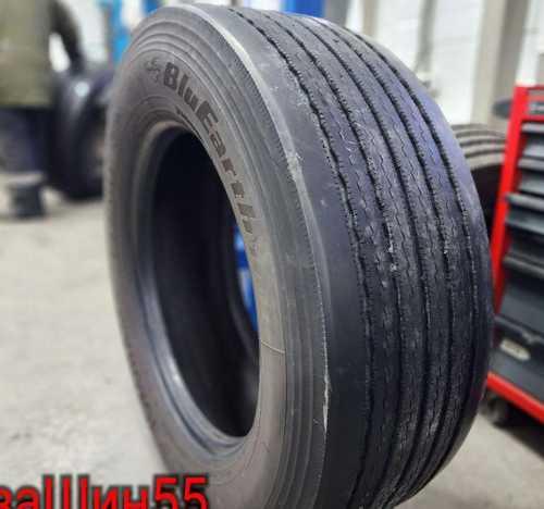 Грузовая шина 315/60R22.5 Yokohama руль