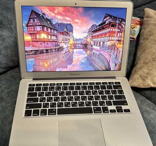 Apple MacBook Air 13 2011