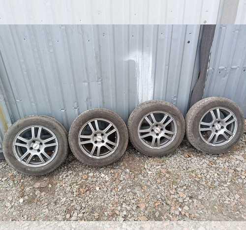 Литые диски R15 4X100 на новой летней резине
