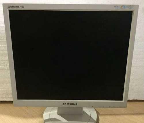 Монитор TFT 17" samsung 710N белый