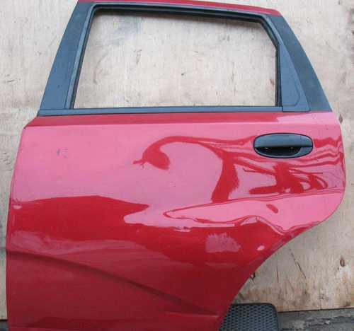 Задняя левая дверь Chevrolet Aveo T255 хэтчбек