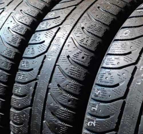 Bridgestone Ice Cruiser 7000 225/60 R17